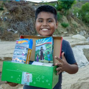 Shoebox Donations & Labels - Samaritan's Purse - Operation Christmas ...